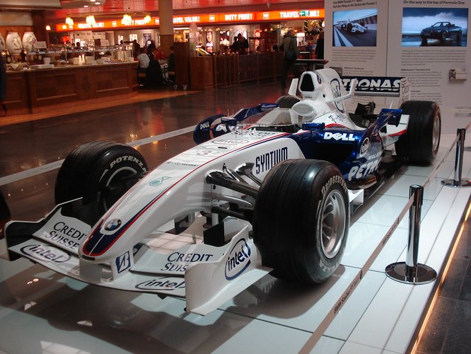 Qatar: Amnesty International calls on F1 to embed labour standards in ...