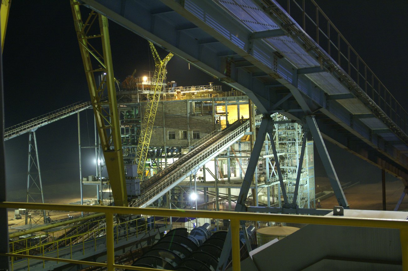 Angola: leaked waste from from Catoca diamond mine has polluted ...