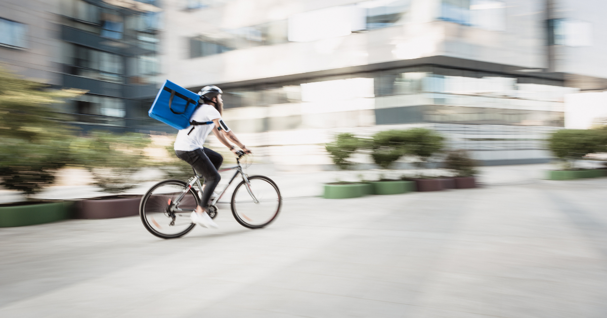 India: Delivery worker killed in Hyderabad crash sparks renewed ...