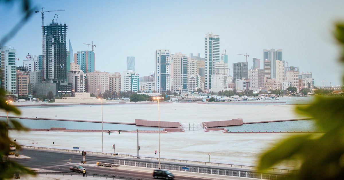 Bahrain: Egyptian migrants employed in bread factory forced into ...