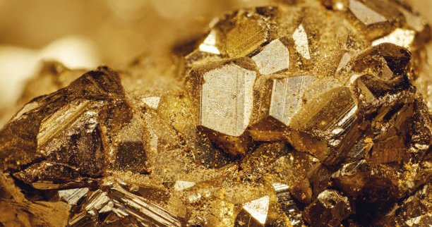 Argentina: Government and environmentalists worry about gold ...