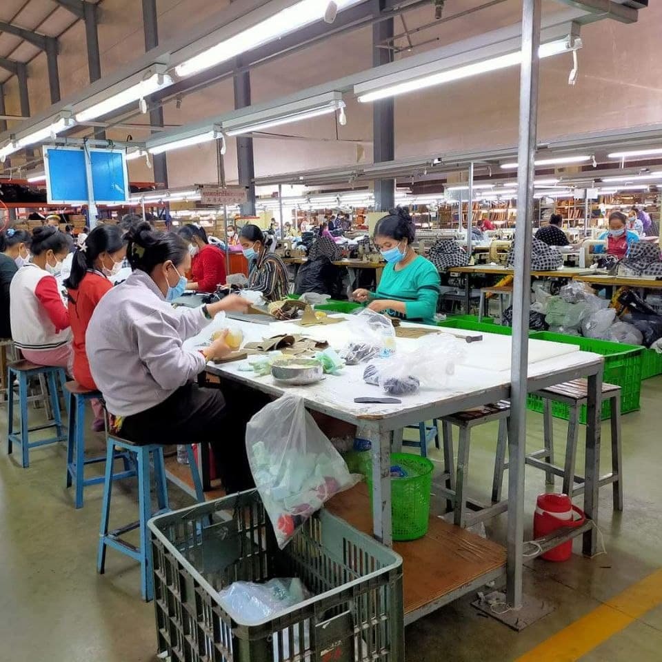 Cambodia: Minimum wage negotiations for 2024 for workers in textile, garment, footwear, travel ...