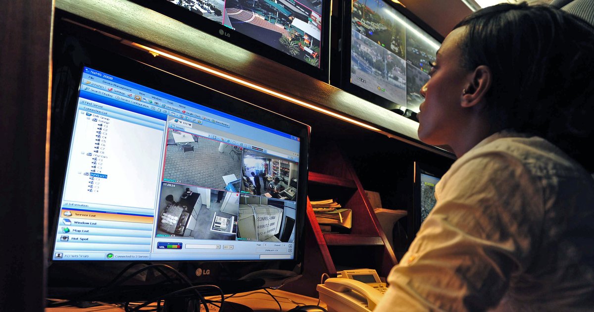 Scrutinising migration surveillance: Human rights responsibilities of ...