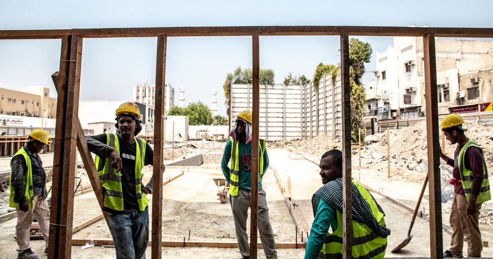 Bahrain: Migrant workers paid below suggested min. wage amid increasing ...